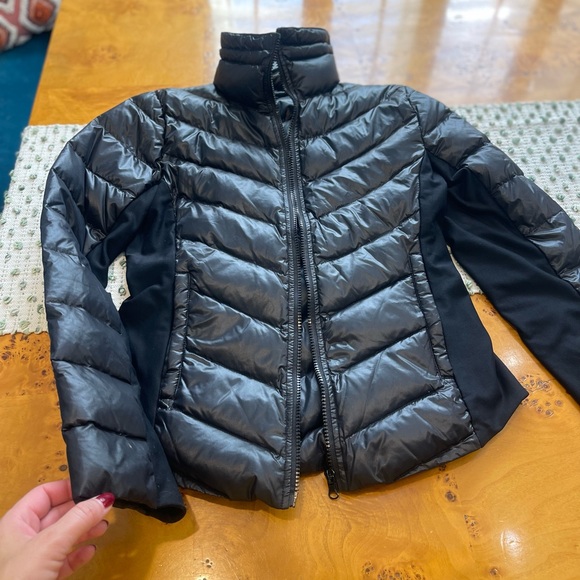 ALO Yoga | Jackets & Coats | Alo Puffer Jacket | Poshmark